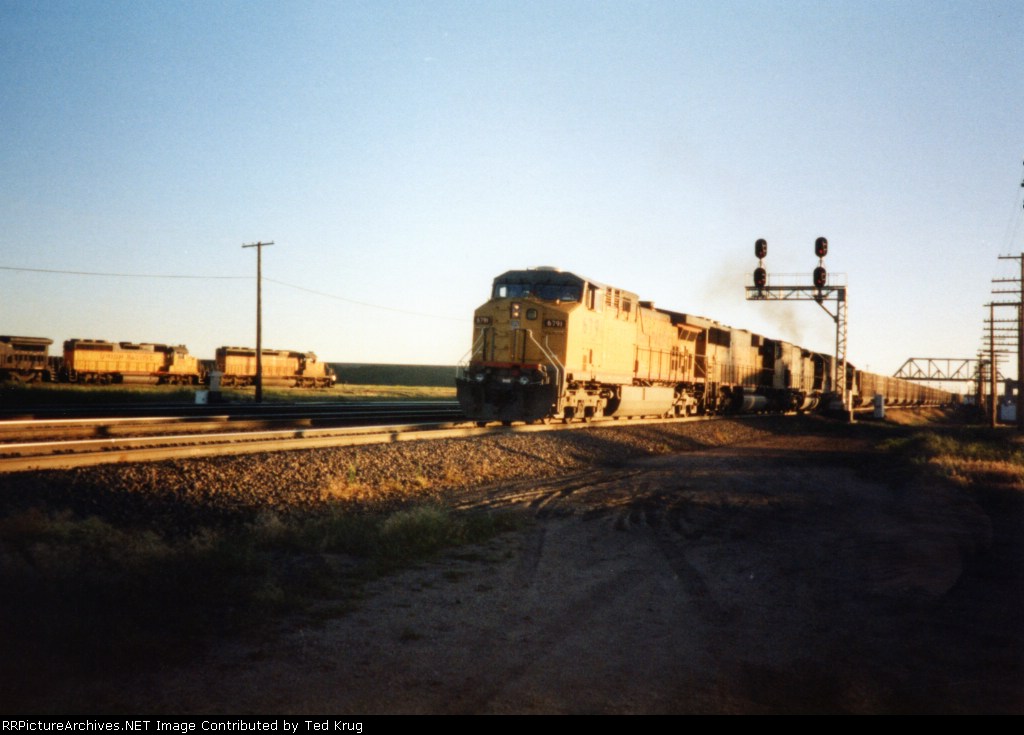 UP 6791 at the point